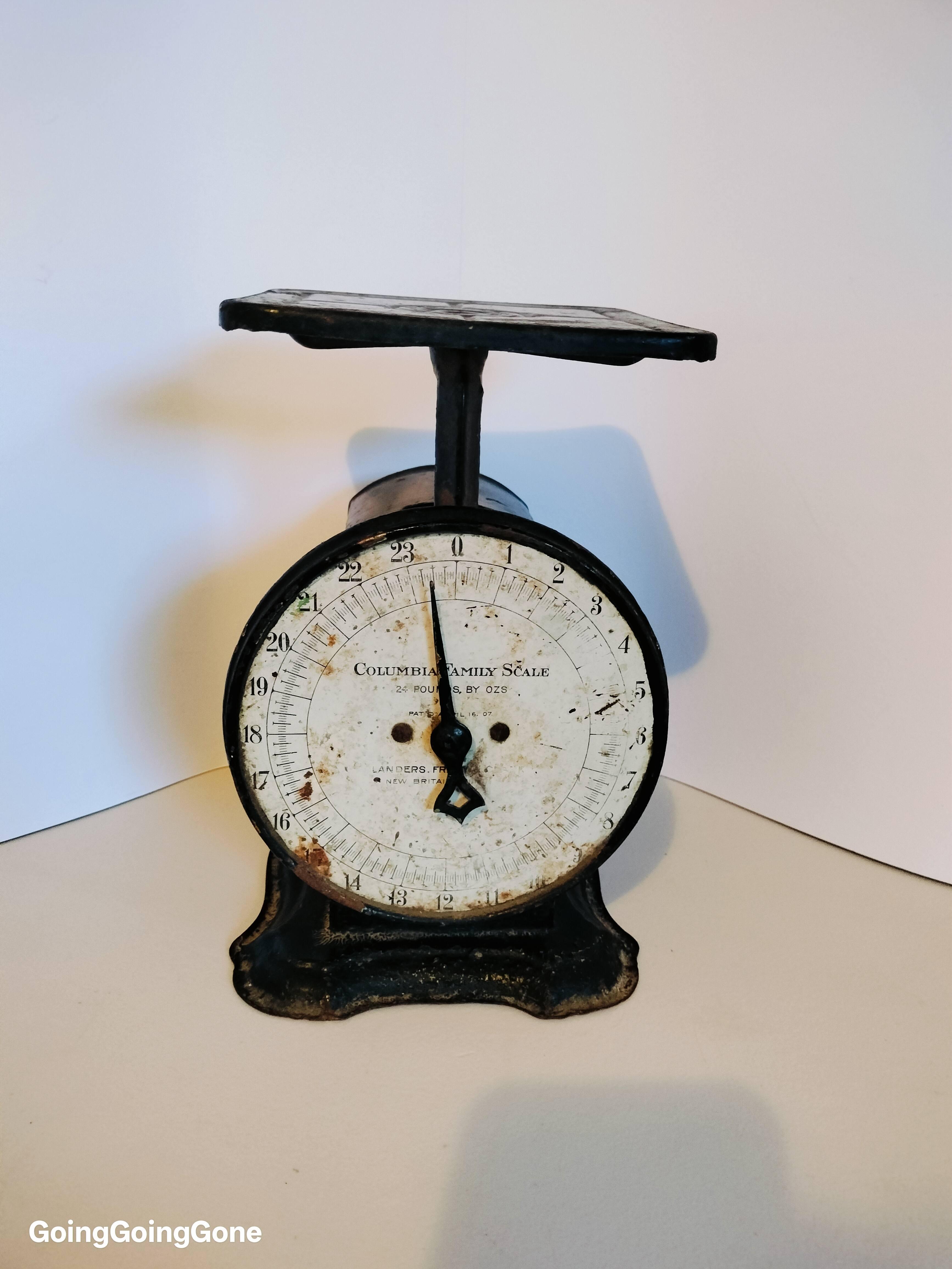 Antique Columbia family scale - GoingGoingGoneAuctions